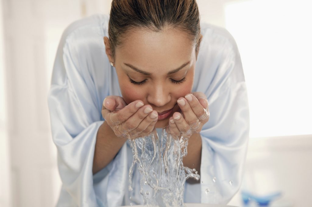 Is Your Tap Water Causing Skin Irritation And Breakouts PB Water is-your-tap-water-causing-skin-irritation-and-breakouts-pb-water